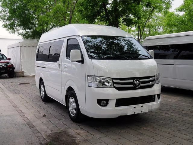 C2 minibus with gasoline and diesel engine